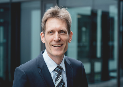 关于德国University of Bochum大学 Lukas J. Goossen教授学术报告的通知